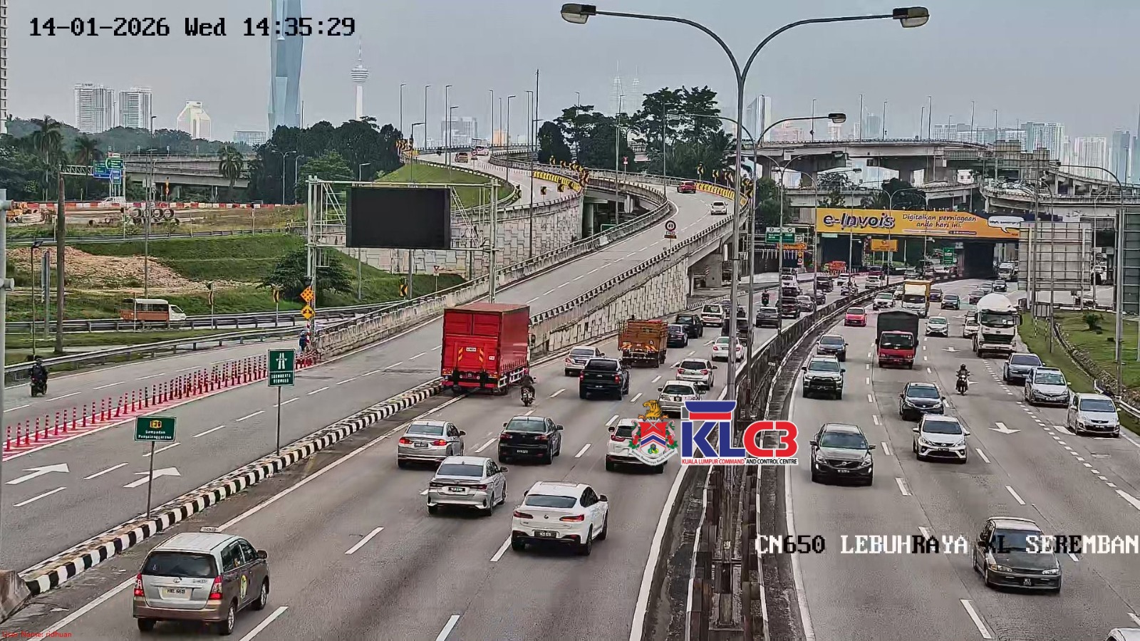INFO KENDERAAN ROSAK: 14/01/2026 02.30PM L/RAYA KL SEREMBAN – KLCCC